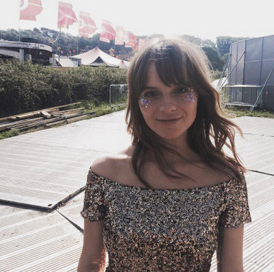 Gabrielle Aplin Full Profile - Bio, Body Stats, Dating Life & Net Worth