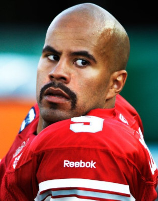 Everything You Need to Know About Jon Cornish: Bio, Love & Lifestyle