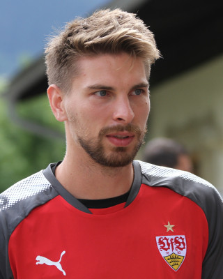 Ron-Robert Zieler - Biography, Measurements, Relationship Timeline ...